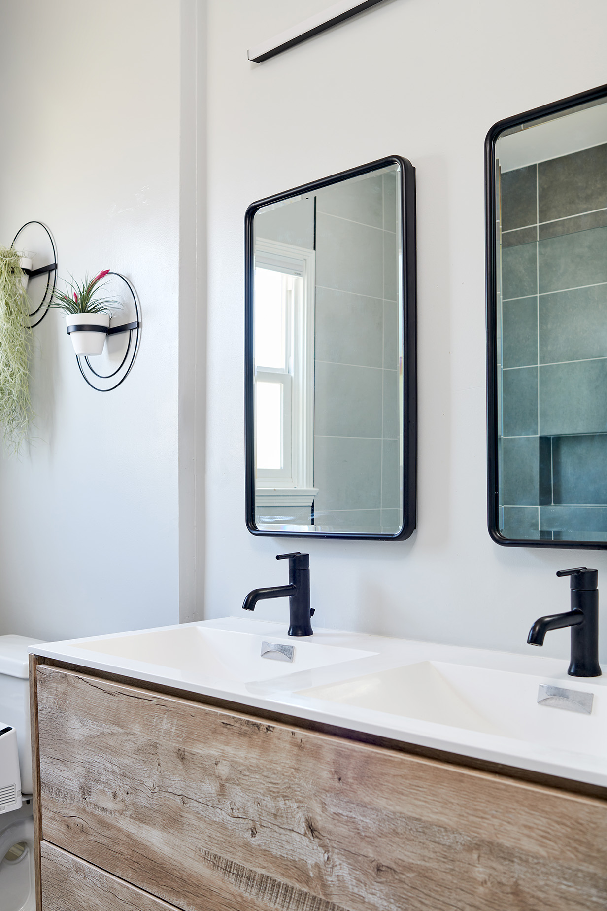 Modern Natural Pastiche | Long Beach | Block Renovation